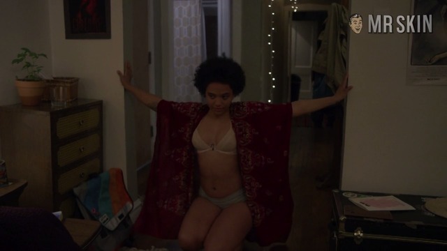 Kiersey Clemons Nude Naked Pics And Sex Scenes At Mr Skin